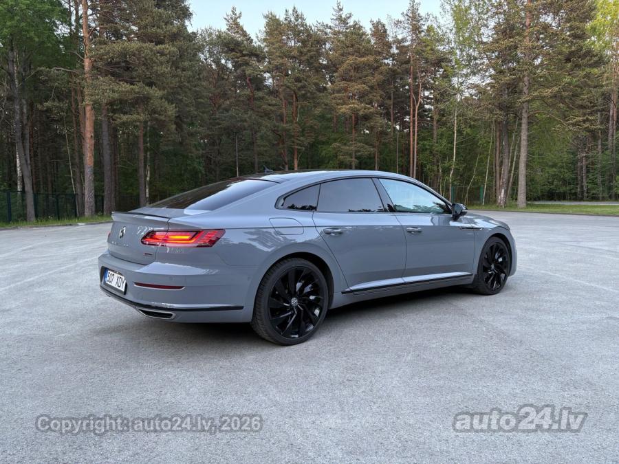 Pelēks Volkswagen Arteon 2020 Tallina, ar dzinēja tilpumu 2.00 L un nobraukumu 128 tūkst. km par 30500 €, foto 8 vietnē AUTOMOTO.COM.LV