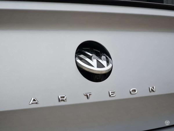 Grey Volkswagen Arteon 2020 in Kaunas, with an engine capacity of 2.00 L and mileage of 242 thousand km for 19750 €, photo 7 on AUTOMOTO.COM.LV