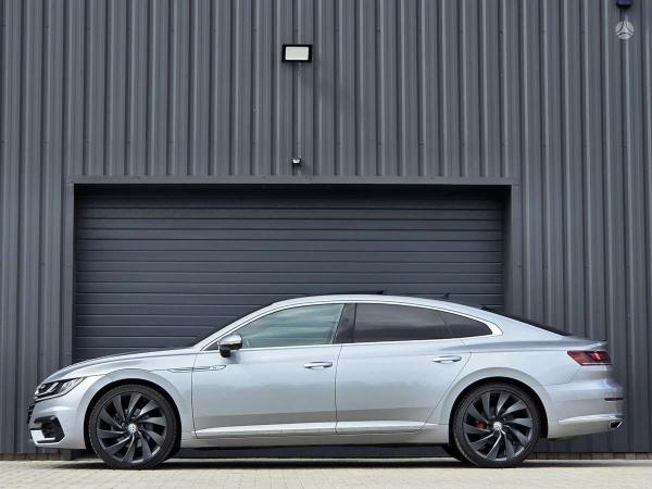 Grey Volkswagen Arteon 2020 in Kaunas, with an engine capacity of 2.00 L and mileage of 242 thousand km for 19750 €, photo 6 on AUTOMOTO.COM.LV