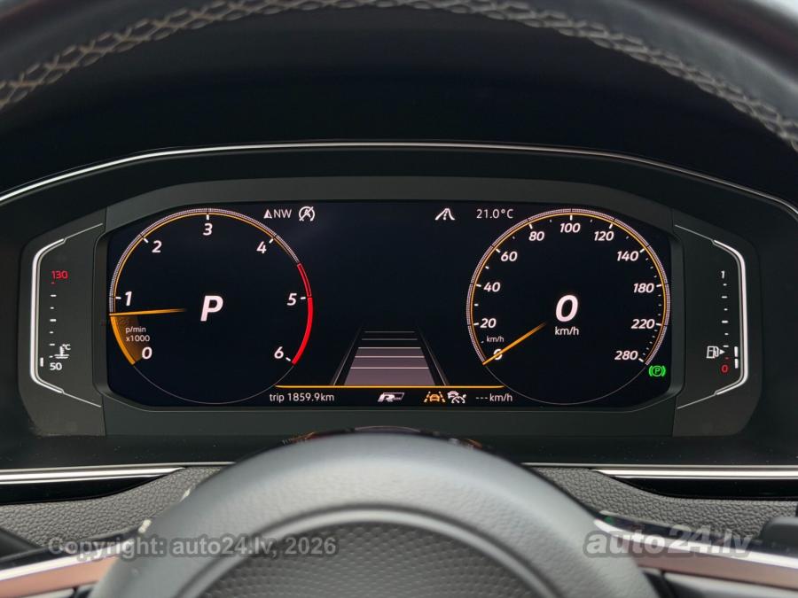 Pelēks Volkswagen Arteon 2020 Pērnava, ar dzinēja tilpumu 2.00 L un nobraukumu 130 tūkst. km par 30900 €, foto 19 vietnē AUTOMOTO.COM.LV