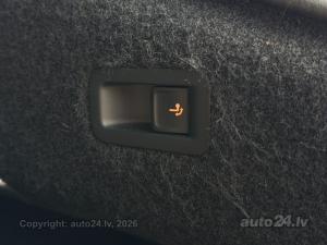Pelēks Volkswagen Arteon 2020 Pērnava, ar dzinēja tilpumu 2.00 L un nobraukumu 130 tūkst. km par 30900 €, foto 24 vietnē AUTOMOTO.COM.LV