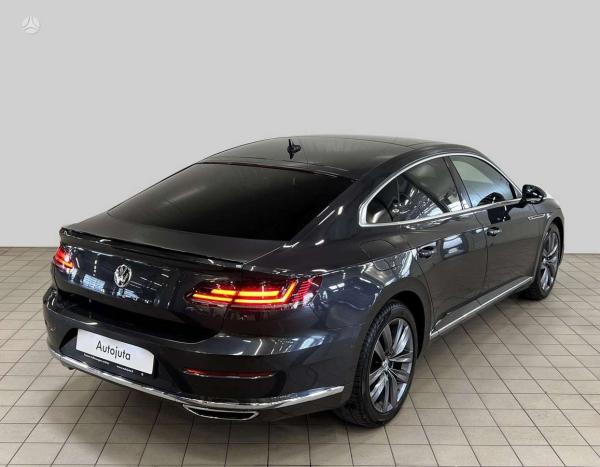 Pelēks Volkswagen Arteon 2020 Kauņa, ar dzinēja tilpumu 1.98 L un nobraukumu 114 tūkst. km par 24900 €, foto 5 vietnē AUTOMOTO.COM.LV