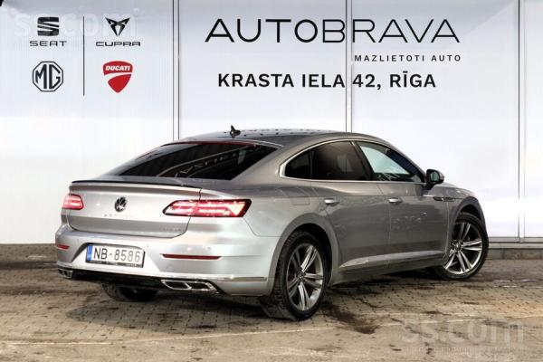 Pelēks Volkswagen Arteon 2022 Rīga, ar dzinēja tilpumu 1.40 L un nobraukumu 132 tūkst. km par 22700 €, foto 8 vietnē AUTOMOTO.COM.LV