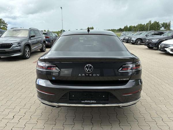 Серый Фольксваген Артеон 2022 в Шяуляй, объемом двигателя 1.40 л и пробегом 111 тыс. км за 24990 €, фото 9 на AUTOMOTO.COM.LV
