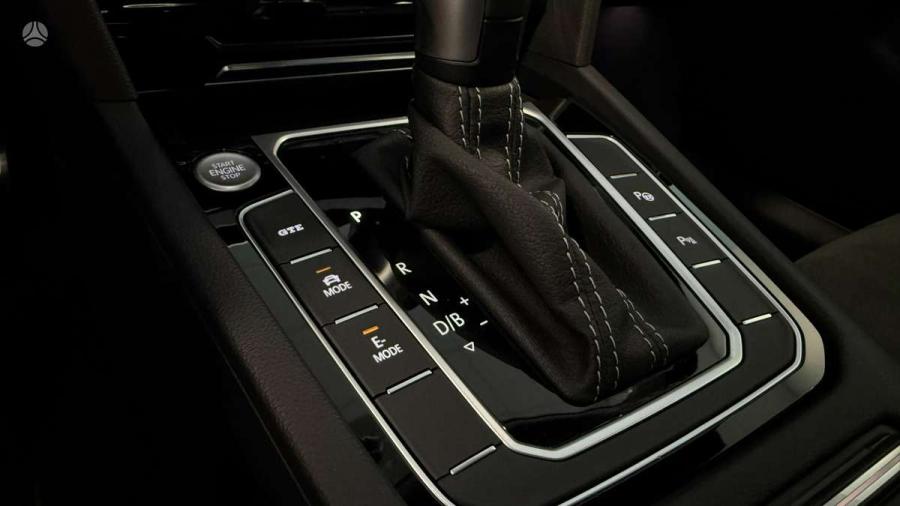 Pelēks Volkswagen Arteon 2022 Viļņa, ar dzinēja tilpumu 1.40 L un nobraukumu 93 tūkst. km par 26777 €, foto 31 vietnē AUTOMOTO.COM.LV