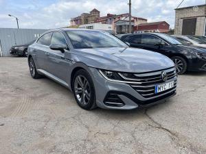 Grey Volkswagen Arteon 2022 in Kaunas, with an engine capacity of 1.98 L and mileage of 137 thousand km for 16400 €, photo  on AUTOMOTO.COM.LV