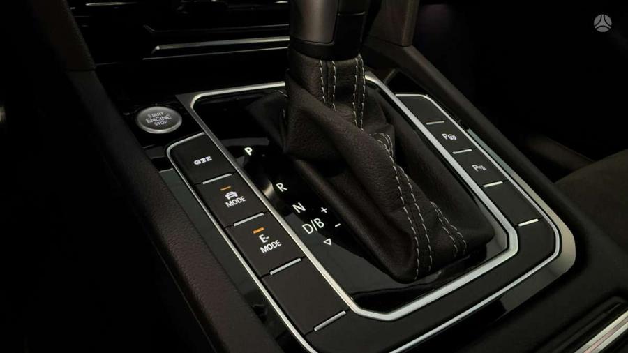 Pelēks Volkswagen Arteon 2022 Viļņa, ar dzinēja tilpumu 1.40 L un nobraukumu 93 tūkst. km par 26666 €, foto 31 vietnē AUTOMOTO.COM.LV