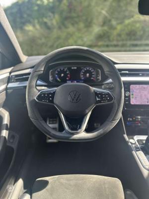 Pelēks Volkswagen Arteon 2022 Viļņa, ar dzinēja tilpumu 2.00 L un nobraukumu 111 tūkst. km par 23500 €, foto 16 vietnē AUTOMOTO.COM.LV