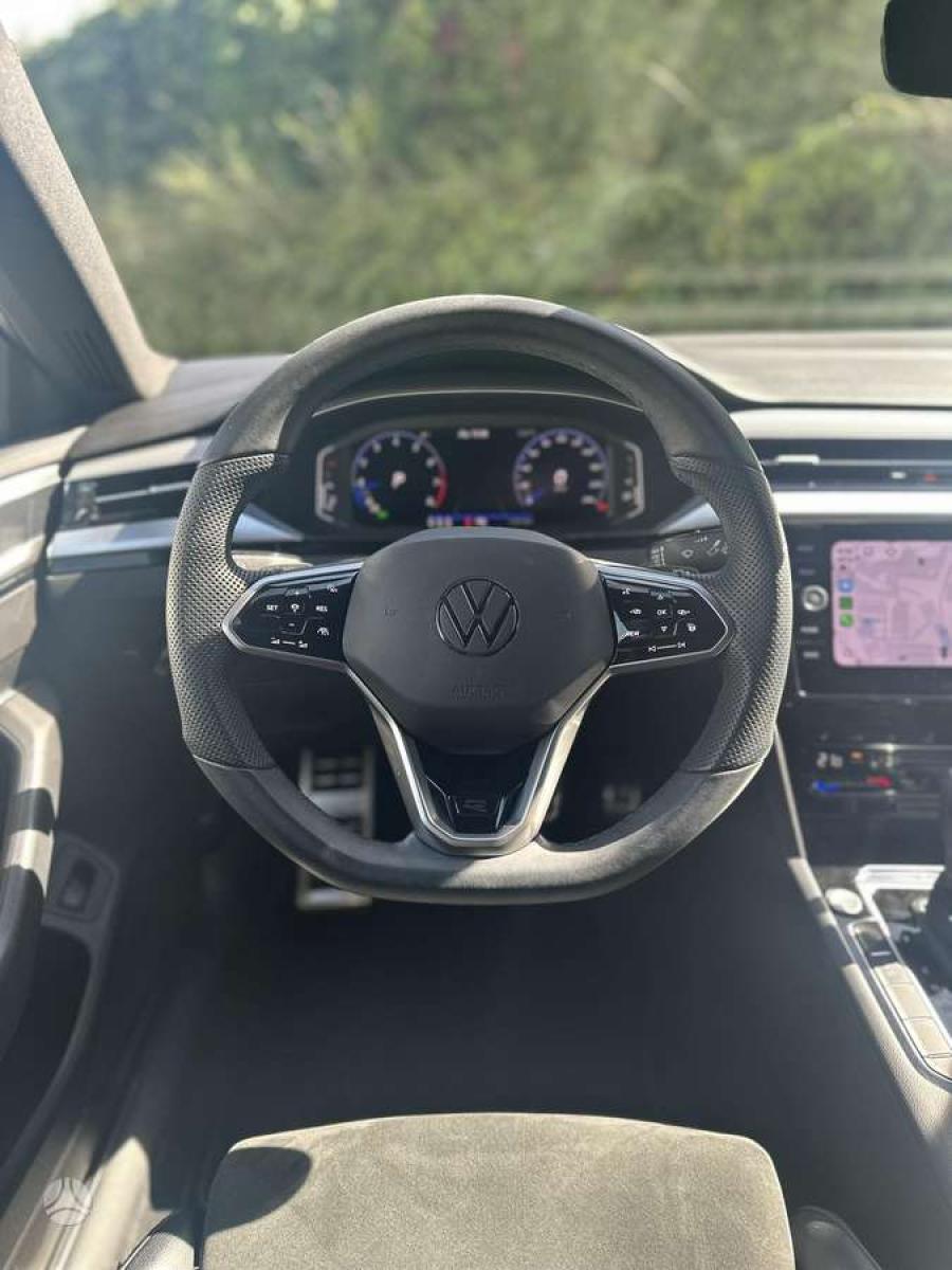 Pelēks Volkswagen Arteon 2022 Viļņa, ar dzinēja tilpumu 2.00 L un nobraukumu 111 tūkst. km par 23500 €, foto 16 vietnē AUTOMOTO.COM.LV