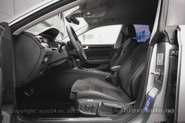 Grey Volkswagen Arteon 2023 in Tartu, with an engine capacity of 2.00 L and mileage of 21 thousand km for 34900 €, photo 11 on AUTOMOTO.COM.LV