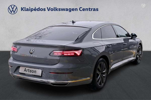 Grey Volkswagen Arteon 2023 in Klaipeda, with an engine capacity of 1.98 L and mileage of 63 thousand km for 29000 €, photo 5 on AUTOMOTO.COM.LV