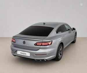 Pelēks Volkswagen Arteon 2023 Kauņa, ar dzinēja tilpumu 1.40 L un nobraukumu 70 tūkst. km par 26500 €, foto 5 vietnē AUTOMOTO.COM.LV