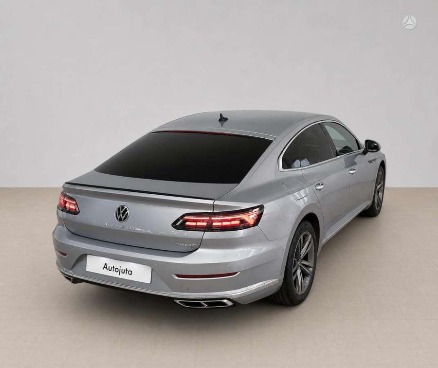 Pelēks Volkswagen Arteon 2023 Kauņa, ar dzinēja tilpumu 1.40 L un nobraukumu 70 tūkst. km par 26500 €, foto 5 vietnē AUTOMOTO.COM.LV