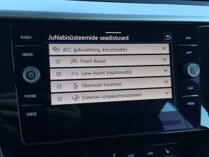 Pelēks Volkswagen Arteon 2024 Pērnava, ar dzinēja tilpumu 2.00 L un nobraukumu 54 tūkst. km par 29900 €, foto 13 vietnē AUTOMOTO.COM.LV