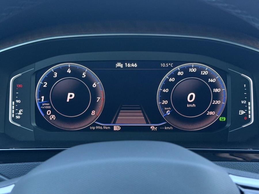 Pelēks Volkswagen Arteon 2024 Pērnava, ar dzinēja tilpumu 2.00 L un nobraukumu 54 tūkst. km par 29900 €, foto 16 vietnē AUTOMOTO.COM.LV
