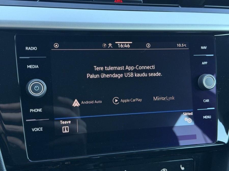 Grey Volkswagen Arteon 2024 in Parnu, with an engine capacity of 2.00 L and mileage of 62 thousand km for 28500 €, photo 11 on AUTOMOTO.COM.LV