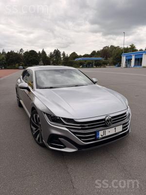 Grey Volkswagen Arteon 2023 in Ventspils, with an engine capacity of 2.00 L and mileage of 80 thousand km for 27900 €, photo 1 on AUTOMOTO.COM.LV