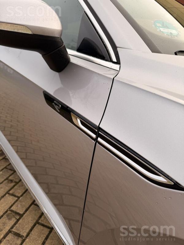 Pelēks Volkswagen Arteon 2023 Ventspils, ar dzinēja tilpumu 2.00 L un nobraukumu 80 tūkst. km par 27900 €, foto 8 vietnē AUTOMOTO.COM.LV