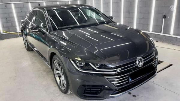 Pelēks Volkswagen Arteon 2017 Šauļi, ar dzinēja tilpumu 2.00 L un nobraukumu 135 tūkst. km par 17300 €, foto 3 vietnē AUTOMOTO.COM.LV