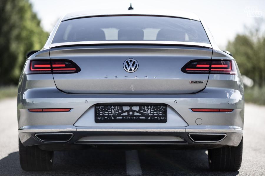 Pelēks Volkswagen Arteon 2017 Šauļi, ar dzinēja tilpumu 2.00 L un nobraukumu 242 tūkst. km par 17500 €, foto 7 vietnē AUTOMOTO.COM.LV