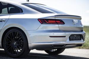 Pelēks Volkswagen Arteon 2017 Šauļi, ar dzinēja tilpumu 2.00 L un nobraukumu 242 tūkst. km par 17500 €, foto 11 vietnē AUTOMOTO.COM.LV
