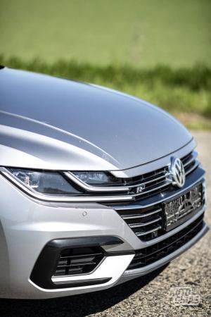 Pelēks Volkswagen Arteon 2017 Šauļi, ar dzinēja tilpumu 2.00 L un nobraukumu 242 tūkst. km par 17500 €, foto 12 vietnē AUTOMOTO.COM.LV
