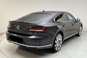 Grey Volkswagen Arteon 2018 in Kaunas, with an engine capacity of 2.00 L and mileage of 158 thousand km for 24200 €, photo 4 on AUTOMOTO.COM.LV