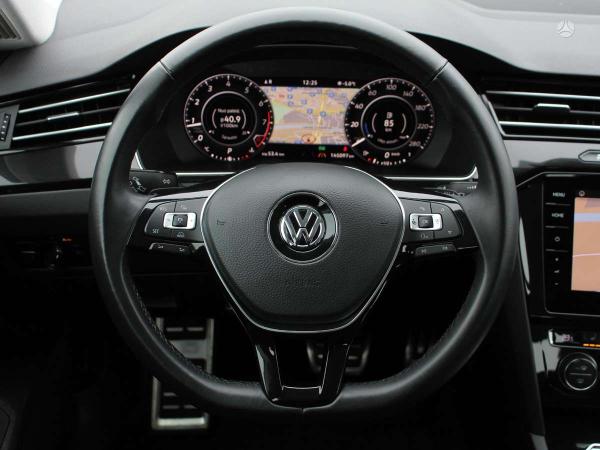 Pelēks Volkswagen Arteon 2018 Viļņa, ar dzinēja tilpumu 1.98 L un nobraukumu 145 tūkst. km par 20650 €, foto 5 vietnē AUTOMOTO.COM.LV