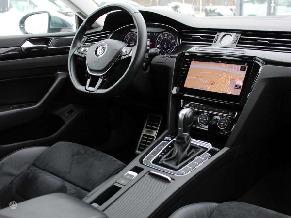Pelēks Volkswagen Arteon 2018 Viļņa, ar dzinēja tilpumu 1.98 L un nobraukumu 145 tūkst. km par 20650 €, foto 8 vietnē AUTOMOTO.COM.LV