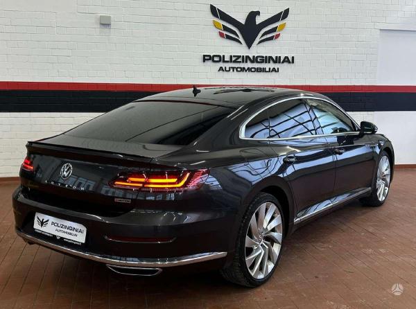 Pelēks Volkswagen Arteon 2018 Kauņa, ar dzinēja tilpumu 2.00 L un nobraukumu 158 tūkst. km par 24200 €, foto 4 vietnē AUTOMOTO.COM.LV