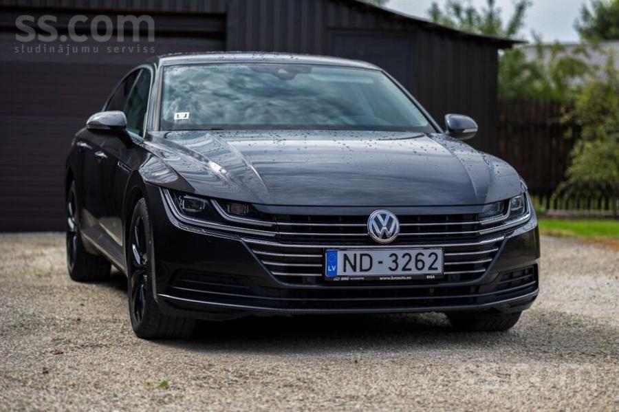 Grey Volkswagen Arteon 2018 in Riga, with an engine capacity of 2.00 L and mileage of 184 thousand km for 16400 €, photo 3 on AUTOMOTO.COM.LV