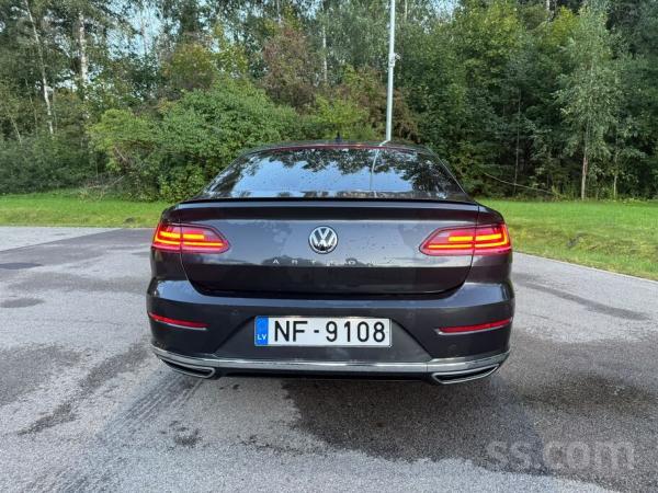 Grey Volkswagen Arteon 2018 in Jelgava, with an engine capacity of 2.00 L and mileage of 287 thousand km for 14800 €, photo 7 on AUTOMOTO.COM.LV