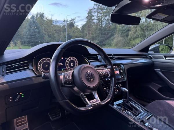 Grey Volkswagen Arteon 2018 in Jelgava, with an engine capacity of 2.00 L and mileage of 287 thousand km for 14800 €, photo 10 on AUTOMOTO.COM.LV