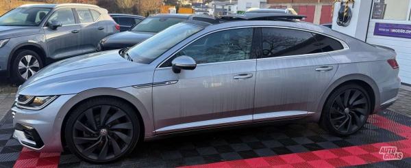Pelēks Volkswagen Arteon 2019 Kauņa, ar dzinēja tilpumu 2.00 L un nobraukumu 100 tūkst. km par 29403 €, foto 8 vietnē AUTOMOTO.COM.LV