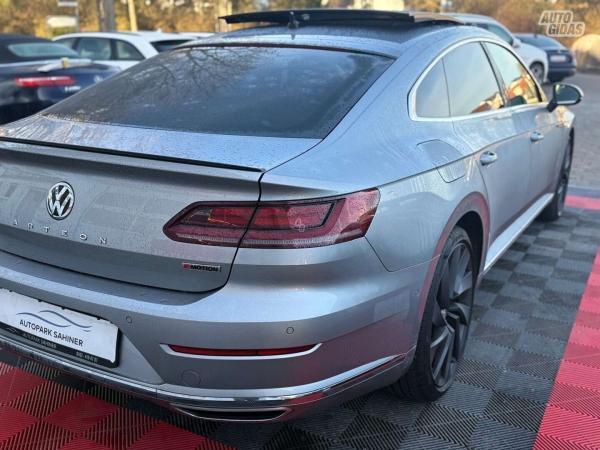Pelēks Volkswagen Arteon 2019 Kauņa, ar dzinēja tilpumu 2.00 L un nobraukumu 100 tūkst. km par 29403 €, foto 10 vietnē AUTOMOTO.COM.LV