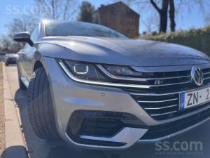 Pelēks Volkswagen Arteon 2019 Rīga, ar dzinēja tilpumu 1.50 L un nobraukumu 92 tūkst. km par 19800 €, foto 3 vietnē AUTOMOTO.COM.LV