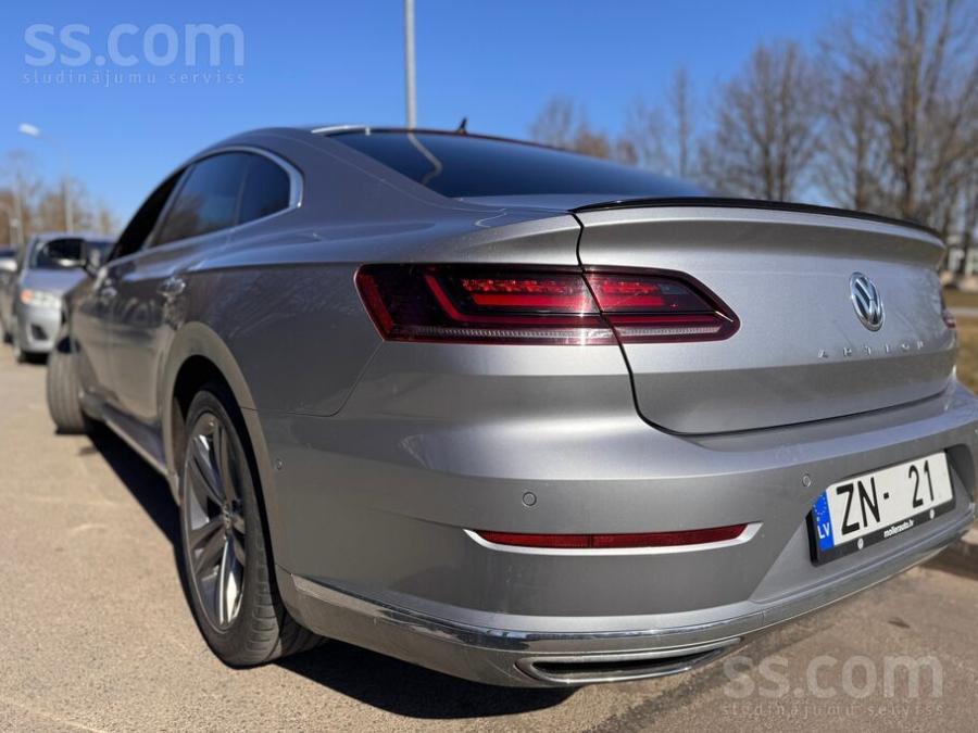 Pelēks Volkswagen Arteon 2019 Rīga, ar dzinēja tilpumu 1.50 L un nobraukumu 92 tūkst. km par 19800 €, foto 5 vietnē AUTOMOTO.COM.LV