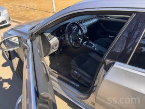 Pelēks Volkswagen Arteon 2019 Rīga, ar dzinēja tilpumu 1.50 L un nobraukumu 92 tūkst. km par 19800 €, foto 6 vietnē AUTOMOTO.COM.LV