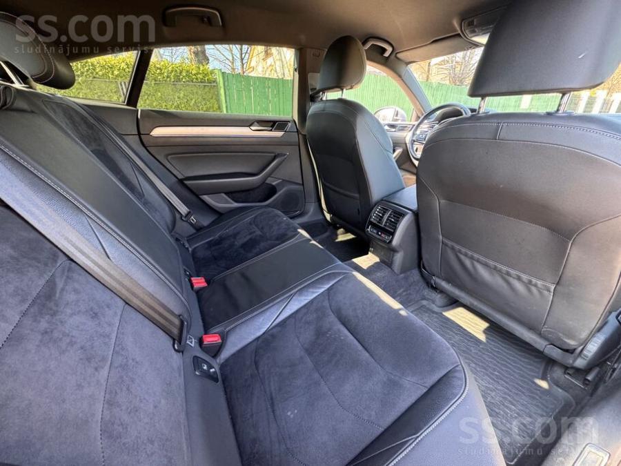 Pelēks Volkswagen Arteon 2019 Rīga, ar dzinēja tilpumu 1.50 L un nobraukumu 92 tūkst. km par 19800 €, foto 17 vietnē AUTOMOTO.COM.LV