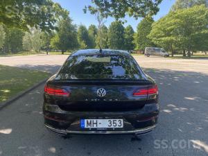 Pelēks Volkswagen Arteon 2019 Rīga, ar dzinēja tilpumu 2.00 L un nobraukumu 199 tūkst. km par 22500 €, foto 4 vietnē AUTOMOTO.COM.LV