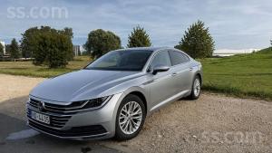 Grey Volkswagen Arteon 2019 in Riga, with an engine capacity of 1.50 L and mileage of 142 thousand km for 17800 €, photo 3 on AUTOMOTO.COM.LV