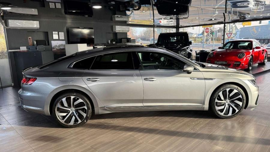 Grey Volkswagen Arteon 2020 in Kaunas, with an engine capacity of 2.00 L and mileage of 80 thousand km for 30630 €, photo 4 on AUTOMOTO.COM.LV