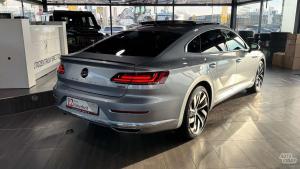 Grey Volkswagen Arteon 2020 in Kaunas, with an engine capacity of 2.00 L and mileage of 80 thousand km for 30630 €, photo 5 on AUTOMOTO.COM.LV