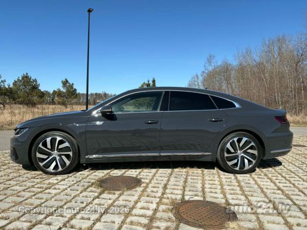 Grey Volkswagen Arteon 2020 in Tallinn, with an engine capacity of 2.00 L and mileage of 133 thousand km for 24390 €, photo 3 on AUTOMOTO.COM.LV