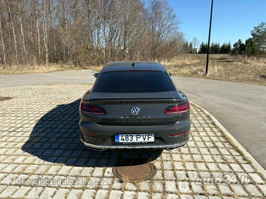 Grey Volkswagen Arteon 2020 in Tallinn, with an engine capacity of 2.00 L and mileage of 133 thousand km for 24390 €, photo 6 on AUTOMOTO.COM.LV
