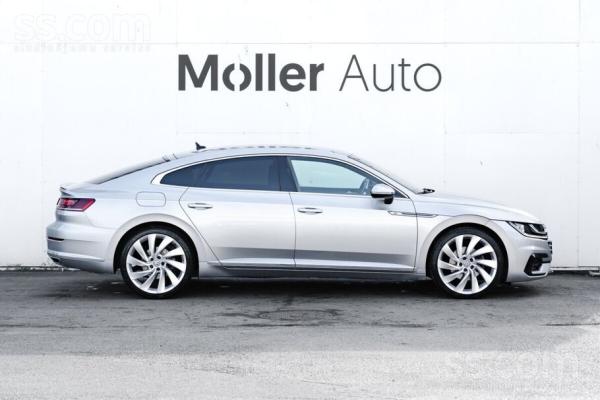 Pelēks Volkswagen Arteon 2020 Rīga, ar dzinēja tilpumu 2.00 L un nobraukumu 76 tūkst. km par 24000 €, foto 5 vietnē AUTOMOTO.COM.LV
