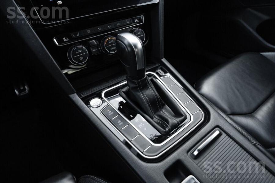Pelēks Volkswagen Arteon 2020 Rīga, ar dzinēja tilpumu 2.00 L un nobraukumu 76 tūkst. km par 24000 €, foto 18 vietnē AUTOMOTO.COM.LV