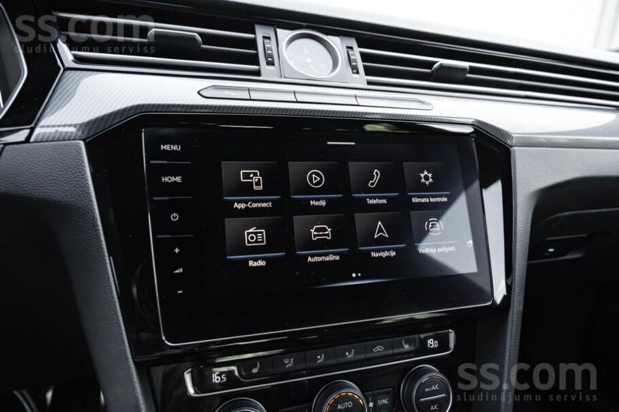 Pelēks Volkswagen Arteon 2020 Rīga, ar dzinēja tilpumu 2.00 L un nobraukumu 76 tūkst. km par 24000 €, foto 21 vietnē AUTOMOTO.COM.LV