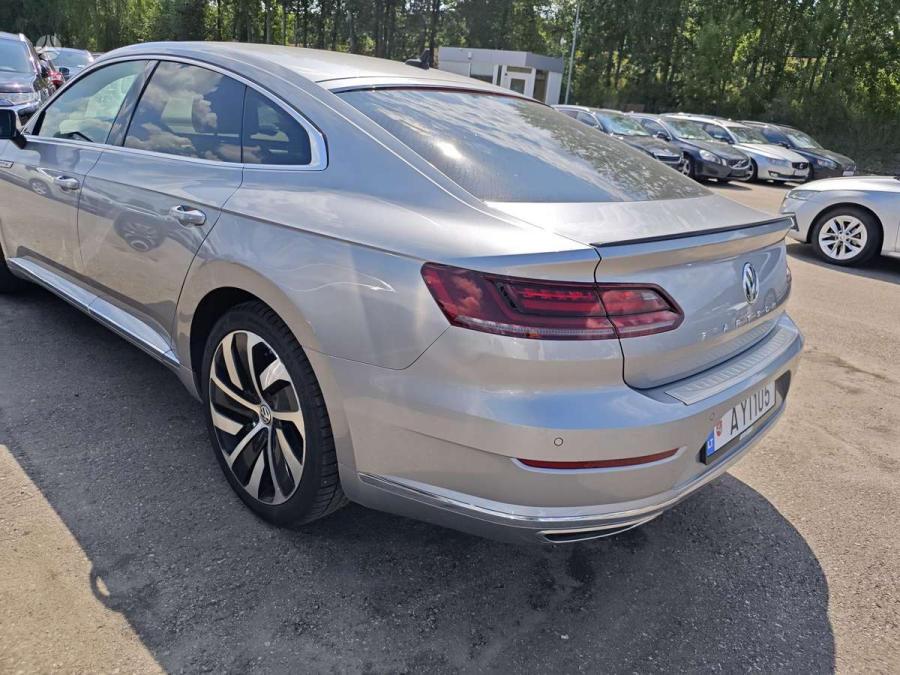 Pelēks Volkswagen Arteon 2020 Kauņa, ar dzinēja tilpumu 1.97 L un nobraukumu 269 tūkst. km par 16800 €, foto 4 vietnē AUTOMOTO.COM.LV
