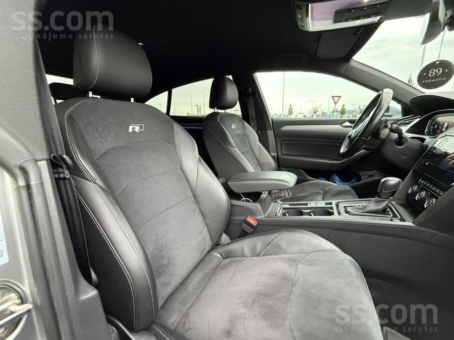 Grey Volkswagen Arteon 2020 in Riga, with an engine capacity of 2.00 L and mileage of 89 thousand km for 22500 €, photo 8 on AUTOMOTO.COM.LV